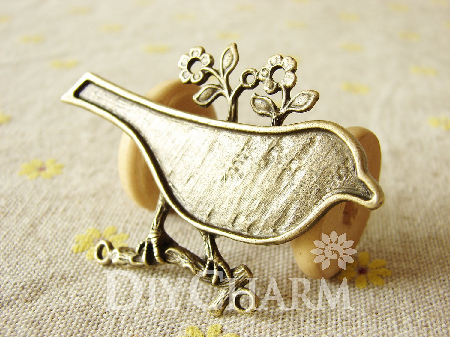 Antique Bronze Huge Magpie Legendary Bringer Of Good Luck Charms ...